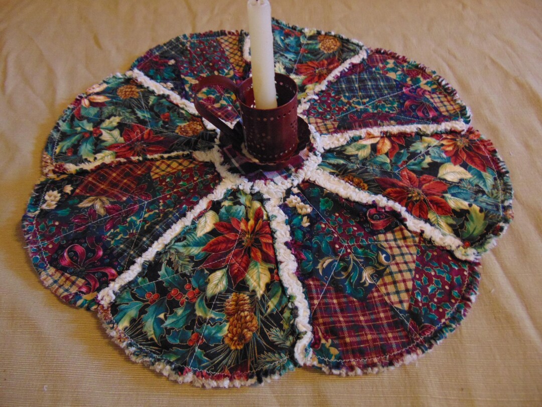 Christmas Poinsettias Patchwork Rag Quilt 20 Candle Mat Centerpiece ...