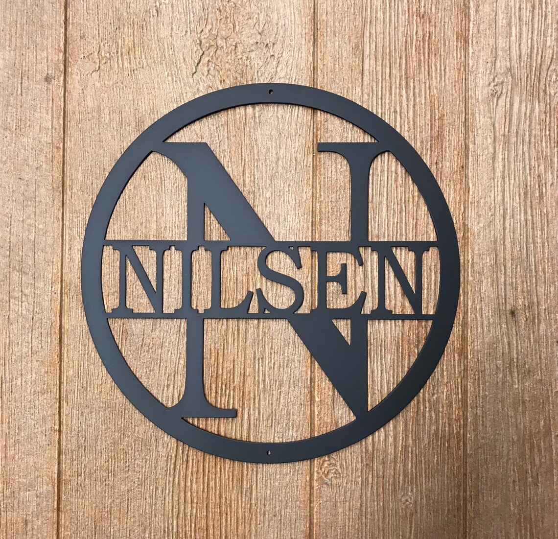 20 Inch Circle Monogrammed Metal Sign With Family Last Name | Etsy