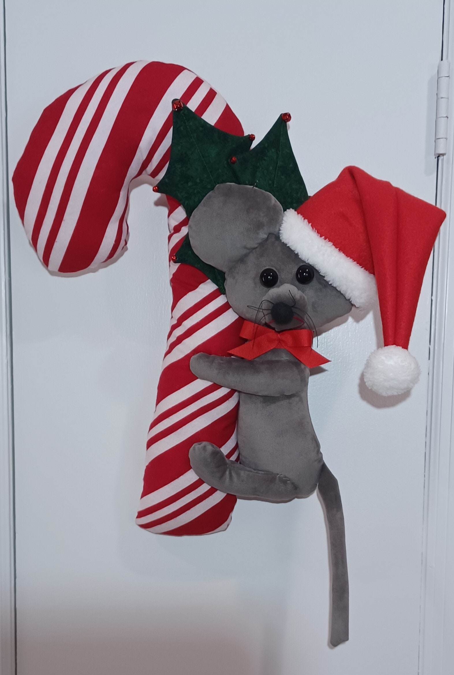 Christmas Mouse, Christmas Mouse/candy Cane Door Hanger, Candy Cane ...