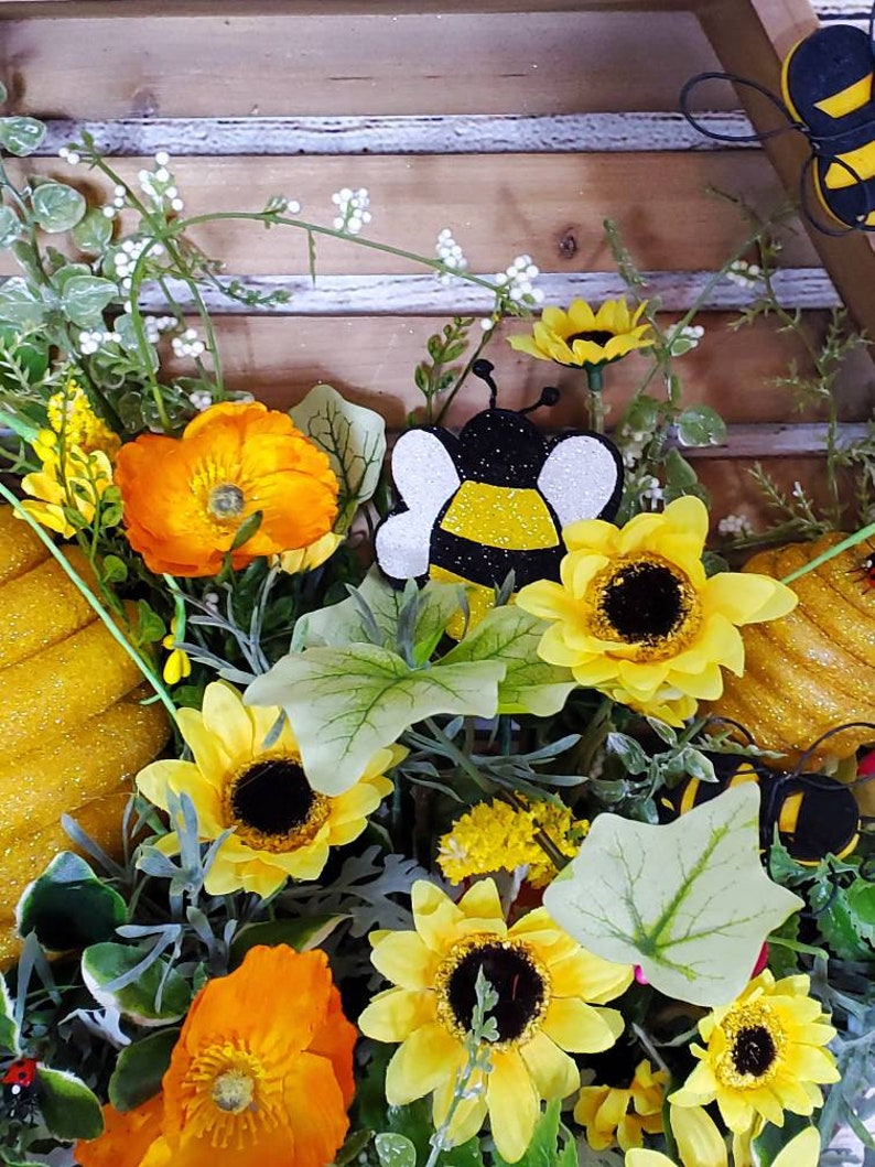 Wooden Bumble Bee Wall Decor Bumble Bee Accent Home Decor - Etsy