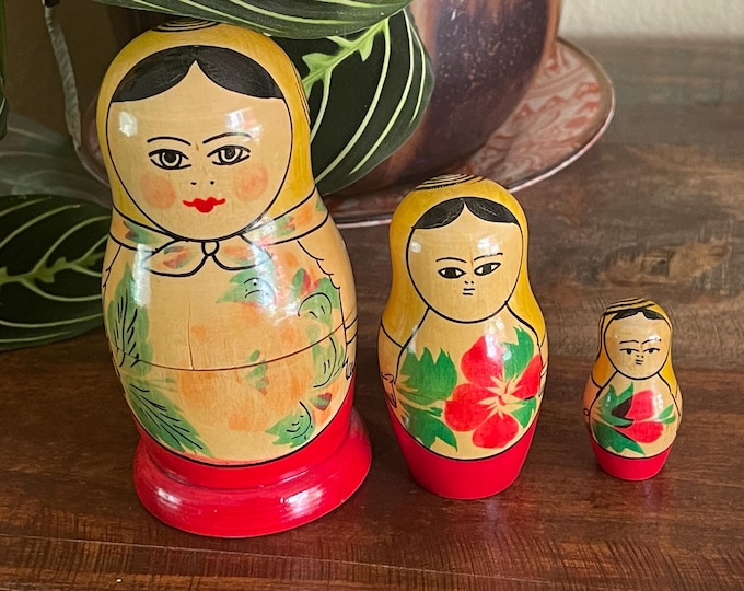 Vintage Nepectponka Nesting Dolls AKA Matryoshka Dolls Wooden Hand ...