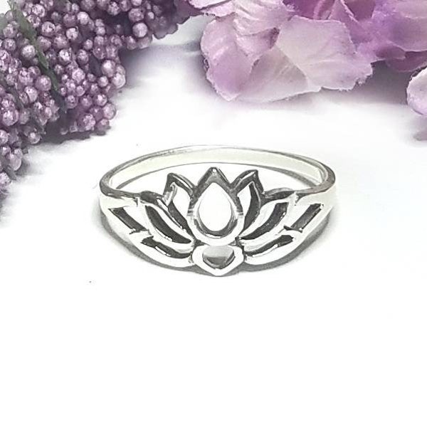Lotus Ring - Etsy