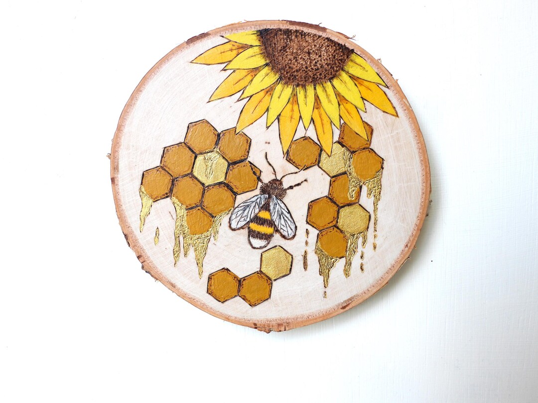 Bee, Honeycomb, Sunflower, Pyrography, Bee Plaque, Birch Wood Slice ...