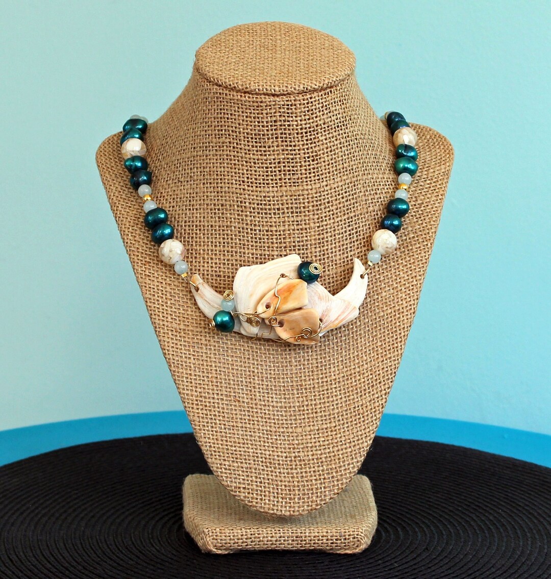 Seashell Necklace, Beach Jewelry, Collar Necklace, Genuine Pearls ...
