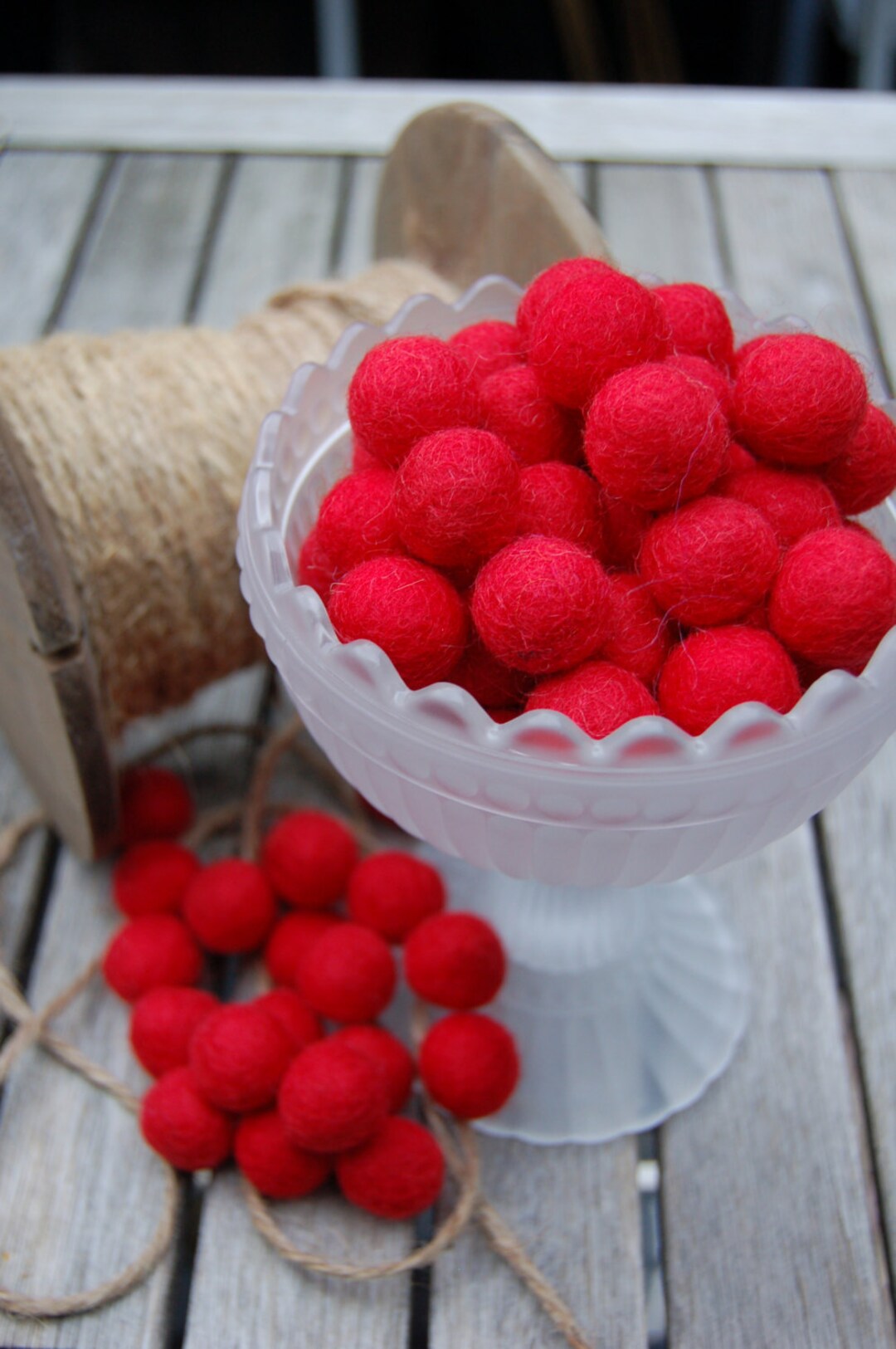 FREE SHIP Red Wool Felt Balls, 2cm, 50 Counts, Christmas Crafts - Etsy