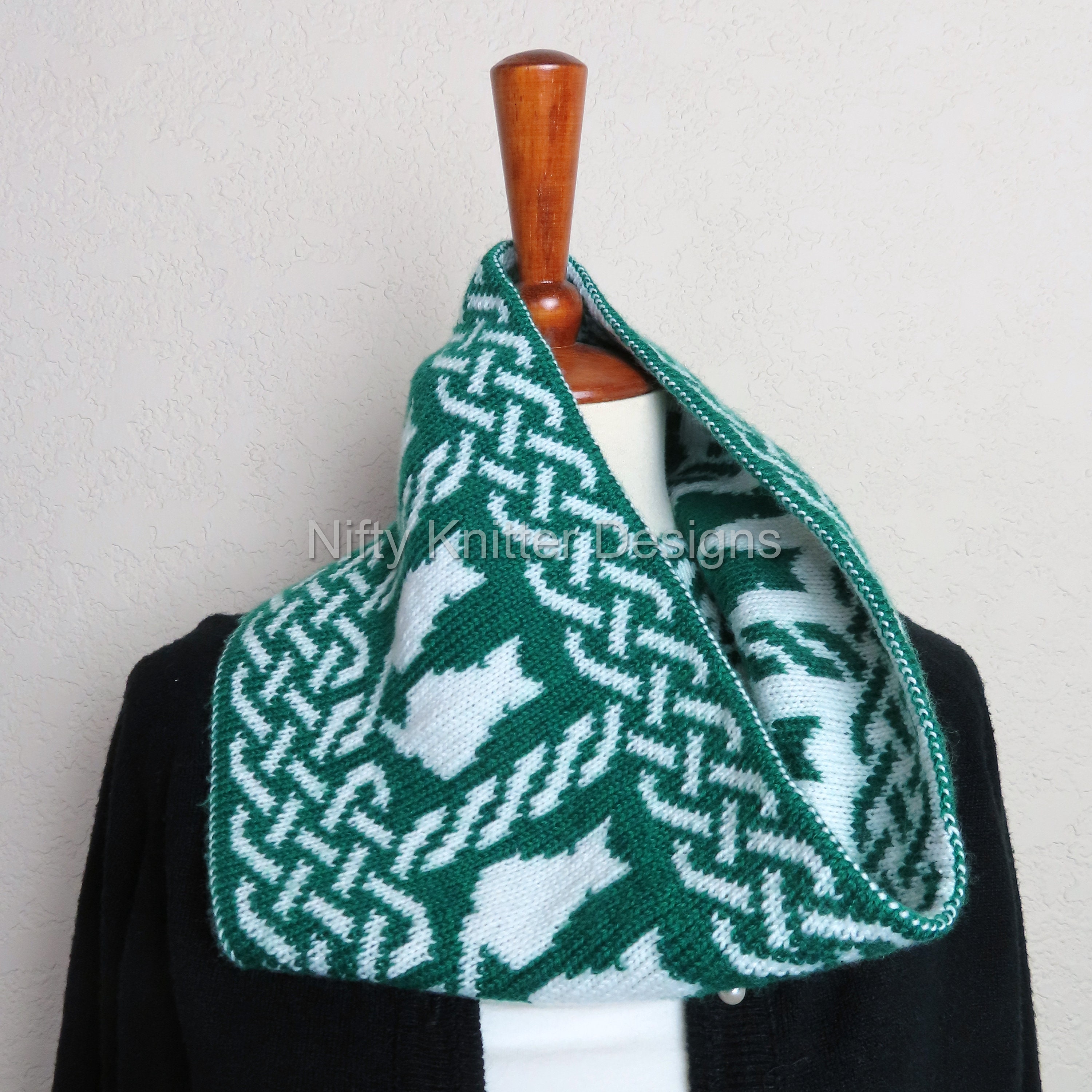 Elegant Celtic Cat Cowl Knitting Pattern Celtic Cat Cowl - Etsy