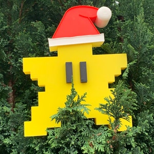 Retro Super Mario Star Tree Topper With Hat. This 8bit Christmas ...