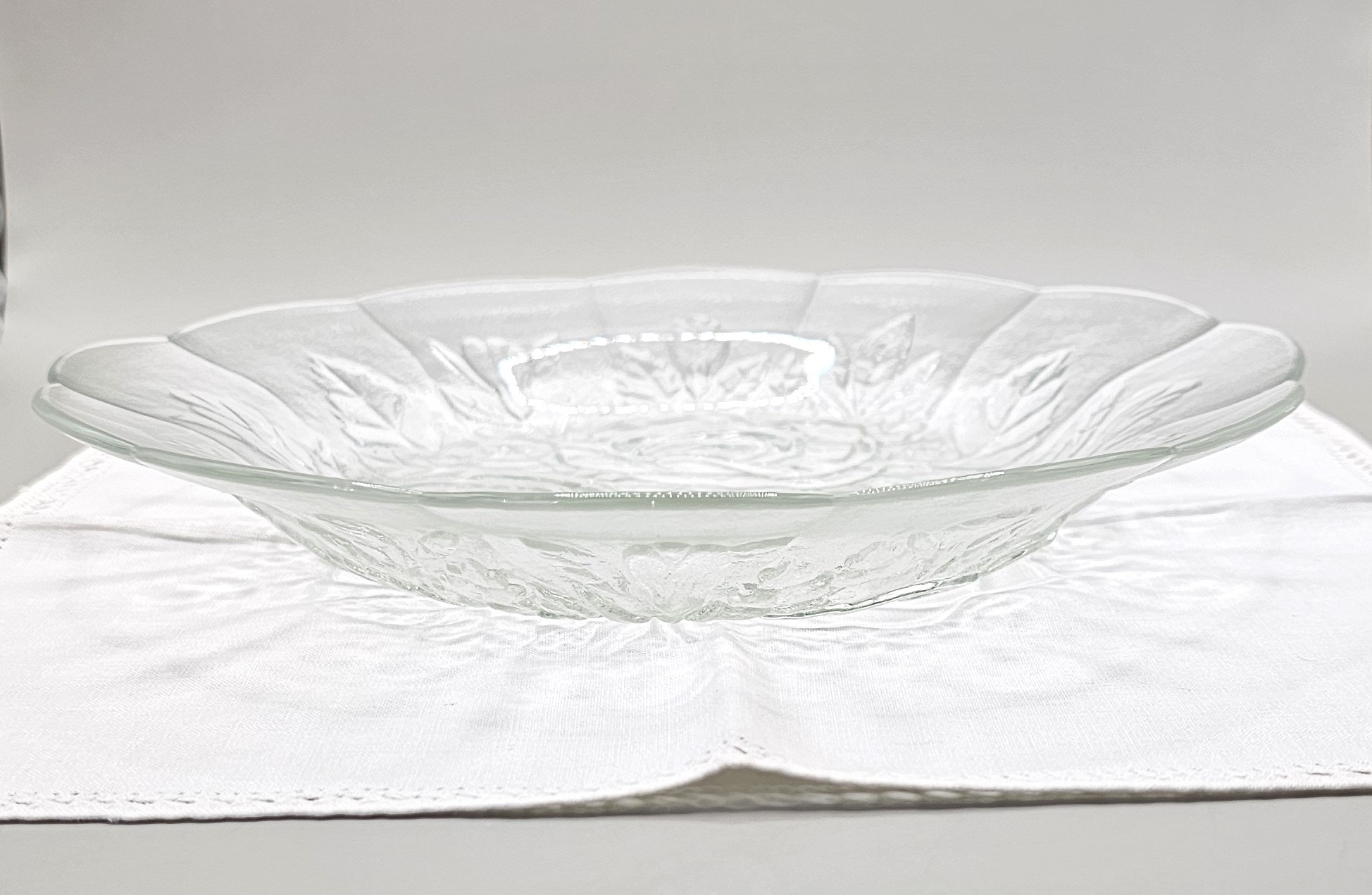 Pasari Pressed Glass Bowl Livia Vintage Etsy
