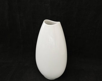 Simple White Vase - Etsy