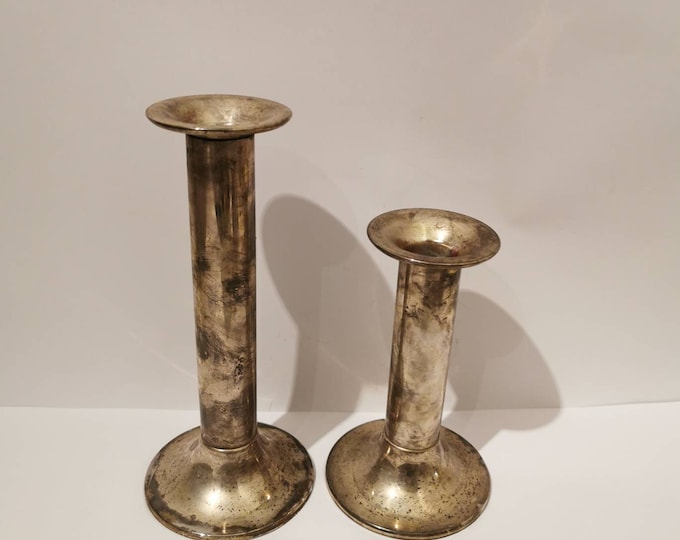 Vintage 2 Stück Art Deco Vintage Kerzenhalter Kerzenständer Metallleuchter Design versilbert ...