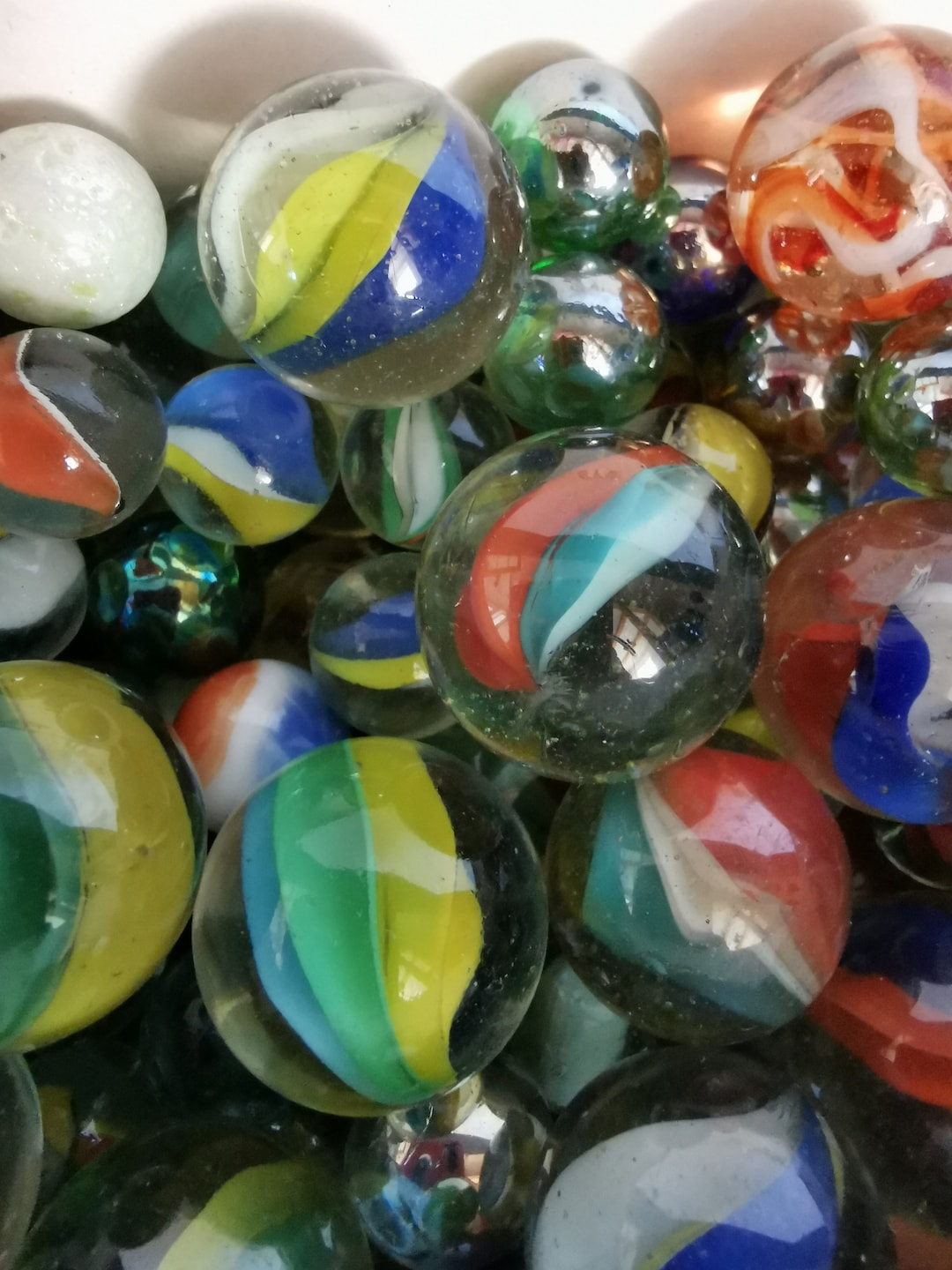 Mixed Lot of Marbles Glass Marbles 2.6kg Vintage Different Sizes and ...
