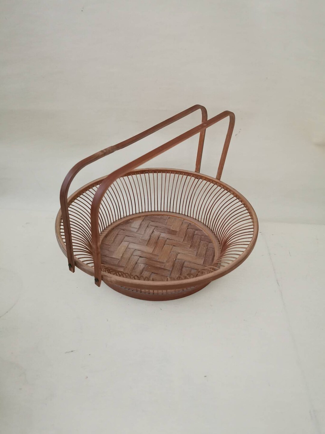 Filigree Vintage Easter Basket Roll Basket 50s Basket Decoration ...