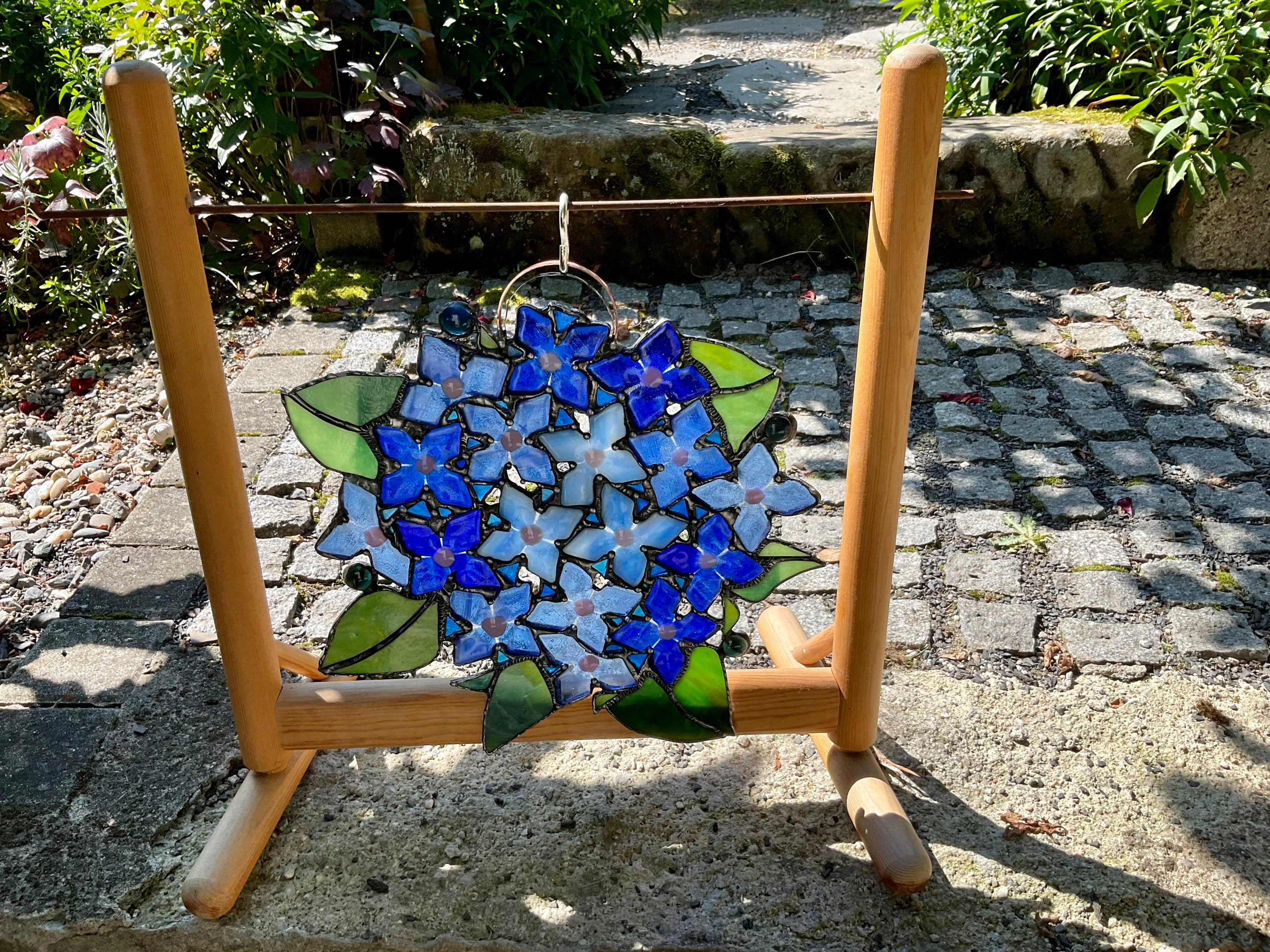 Hortensien/Blüten in Blau/ Glas Kranz/ Tiffanytechnik / - Etsy.de