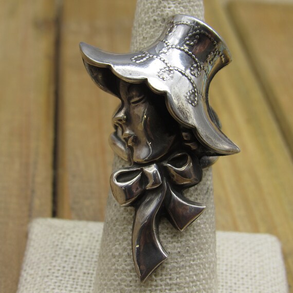 Vintage Sterling Silver Woman in Bonnet Side Profile … - Gem