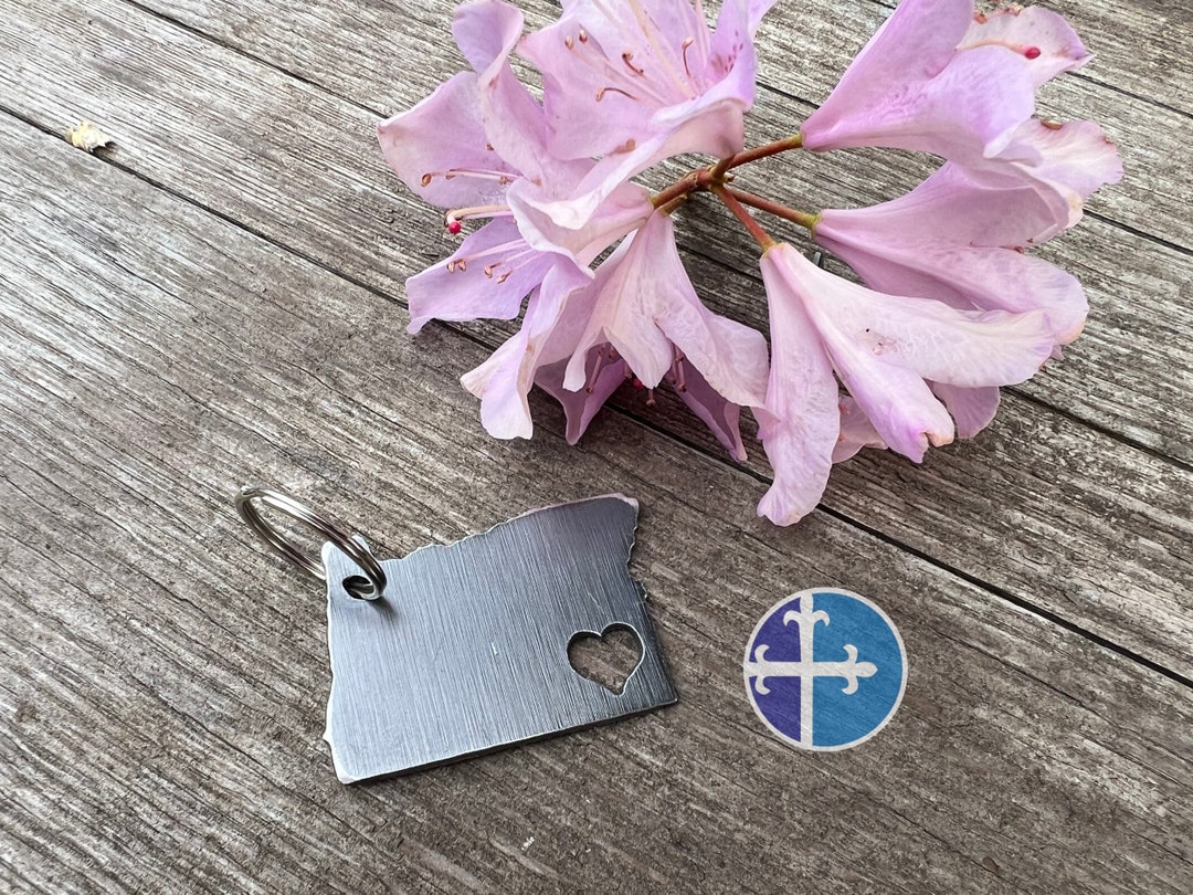 Oregon State Steel Keychain With Heart Cutout | Oregon Lover Gift ...