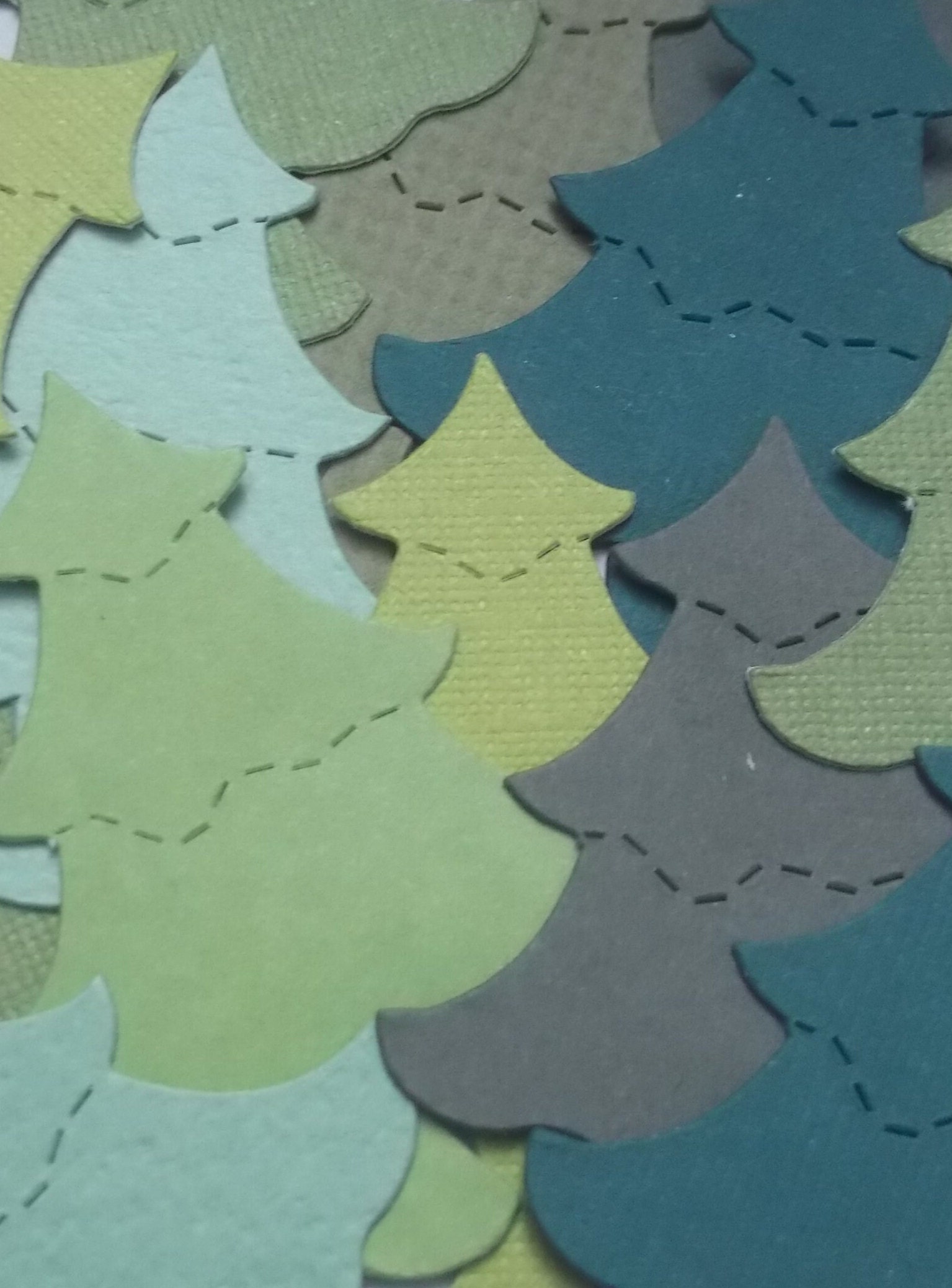 Die Cut Christmas Tree for Christmas Card Making, Scrapbooking ...