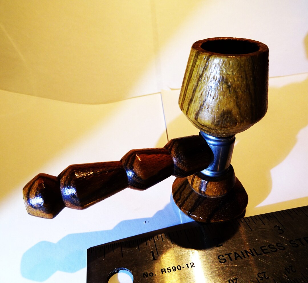 Retro Gold Tokens Handmade Beautiful Wood Smoking Fat Boy Pipe Table ...