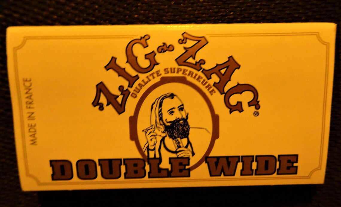 Original ZIG ZAG Double Wide Cigarette Rolling Papers 2 Packs - Etsy