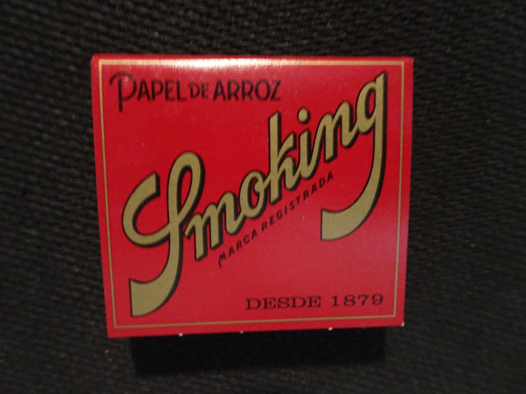 Smoking Red Square Pack Cigarette Tobacco Rolling Papers 1 1/4 Width ...