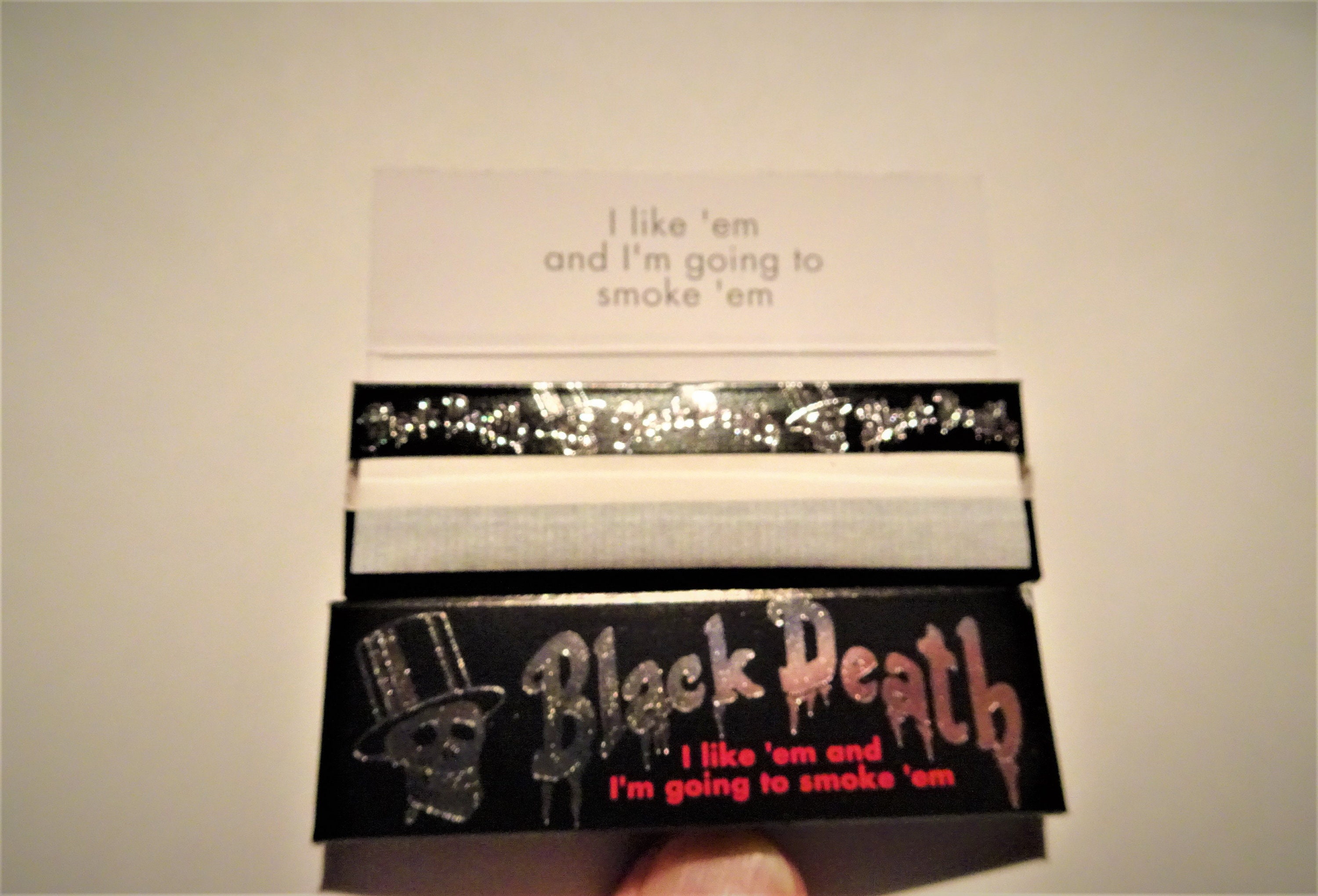 Black Paper Cigarettes