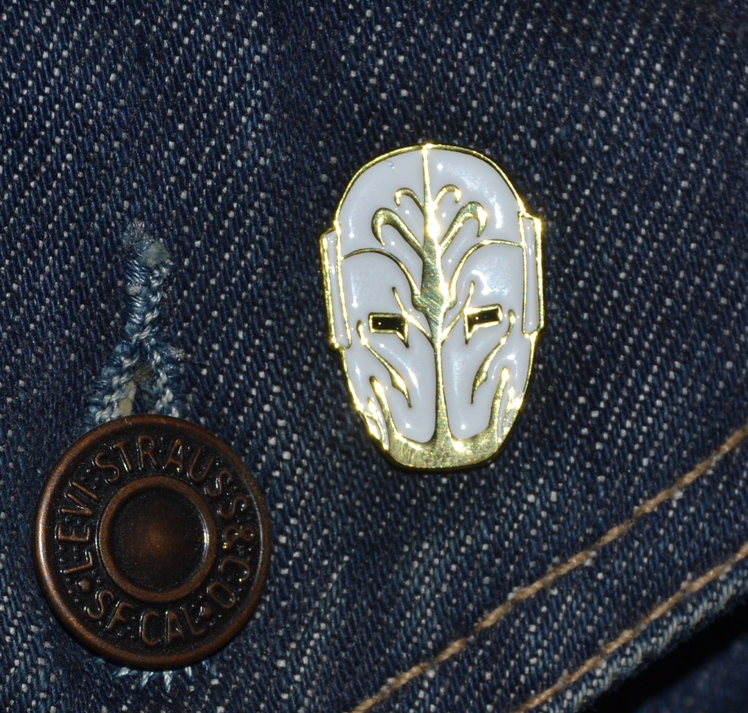 Jedi Temple Guard Mask Style Pin max.dim 22mm Star Wars the Clone Wars ...