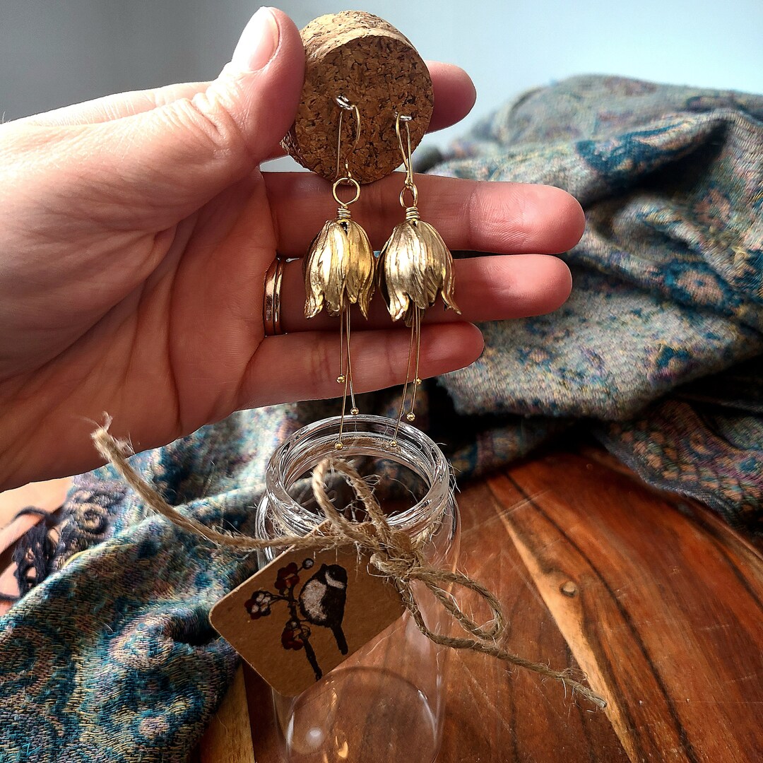 Elegant Gold Flower Dangle Drop Earrings - Etsy