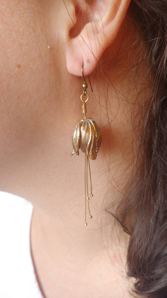 Elegant Gold Flower Dangle Drop Earrings | Etsy
