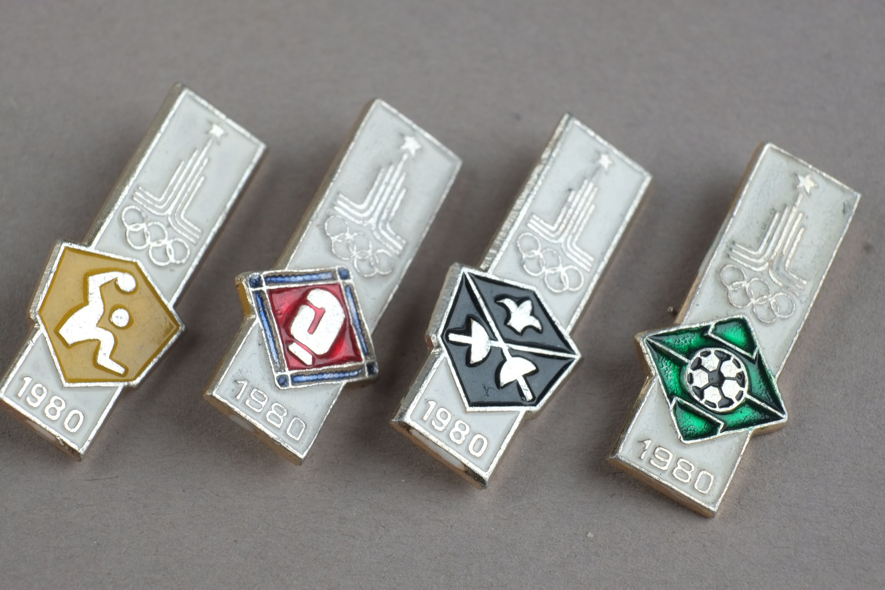 Vintage pins Olympic Games Moscow 80s Moscow Olympics 1980s | Etsy