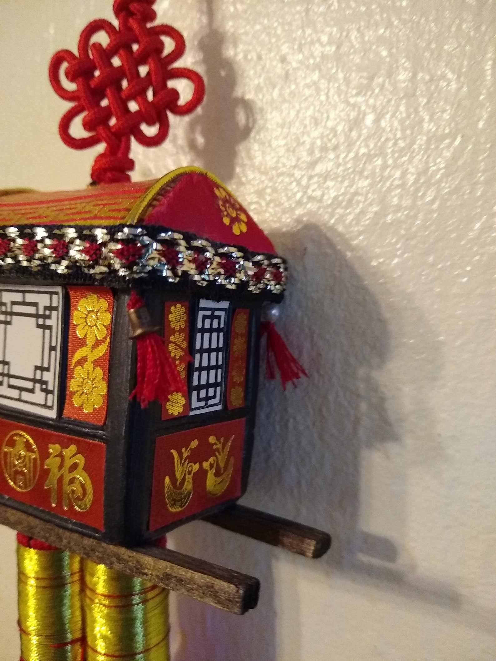 Chinese Wedding Palanquin With Ducks Knot in Red and Gold - Etsy