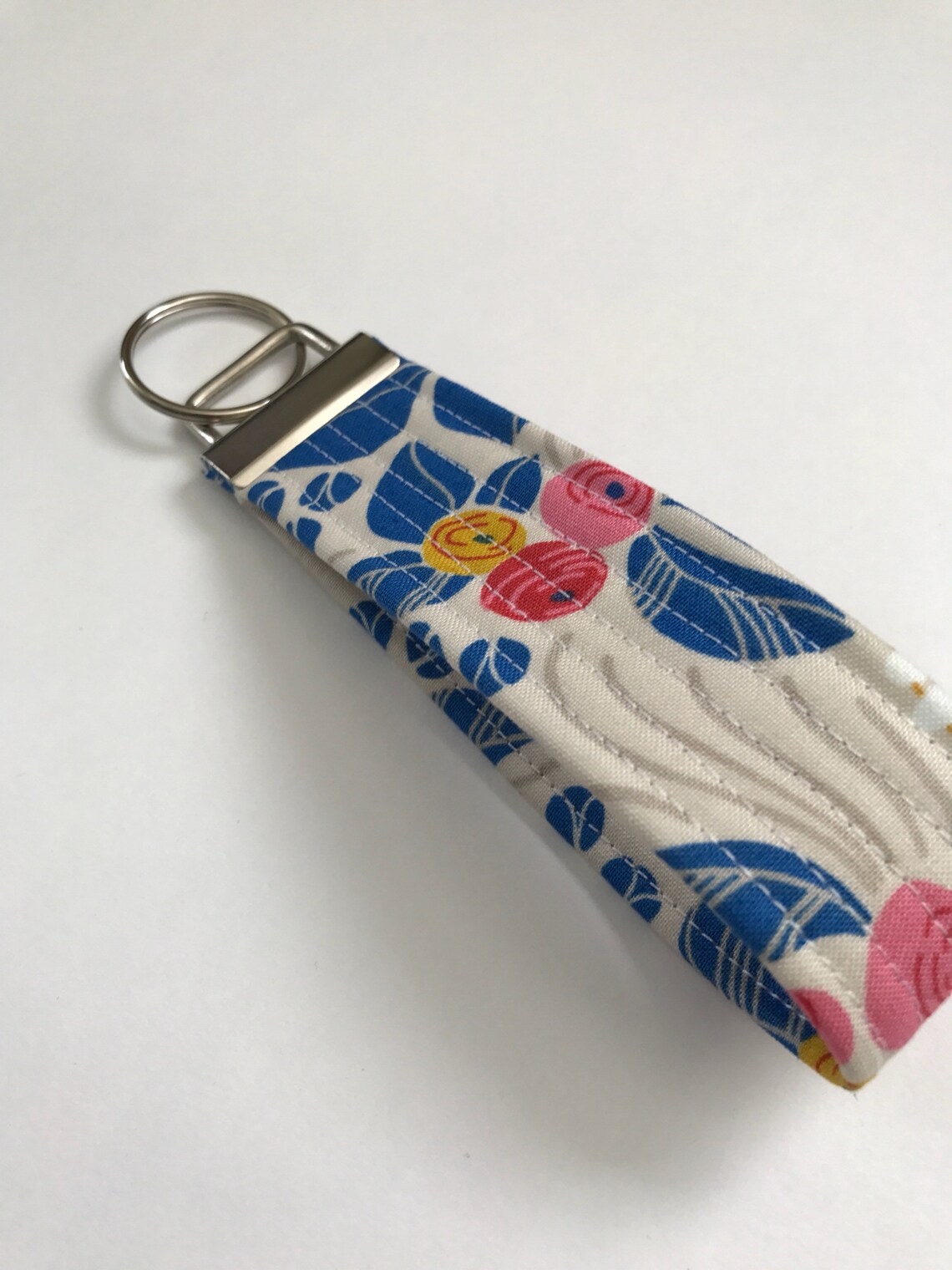 Floral Key Fob Quilted Key Fob Fabric Key Fob Wristlet Key - Etsy.de