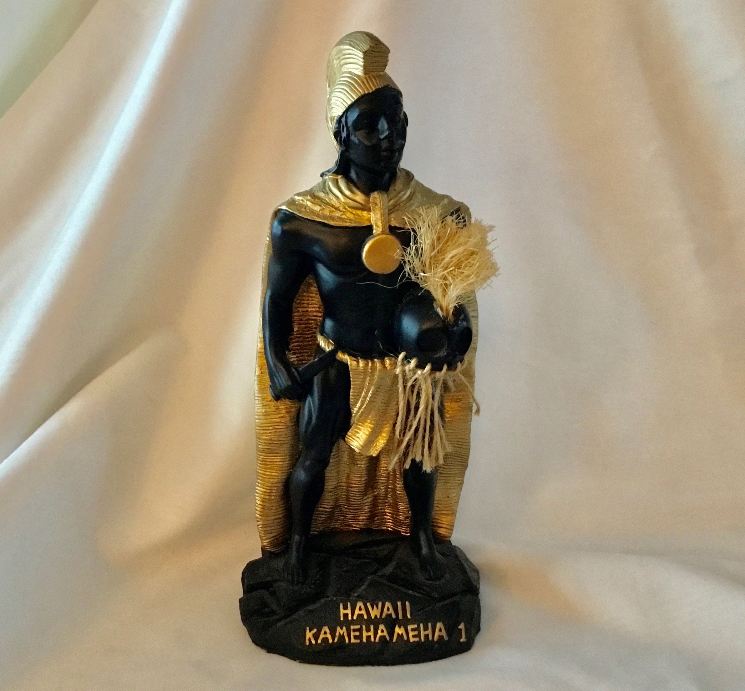 Vintage coco Joe Lava Resin Figurine of King Kamehameha I Made in ...