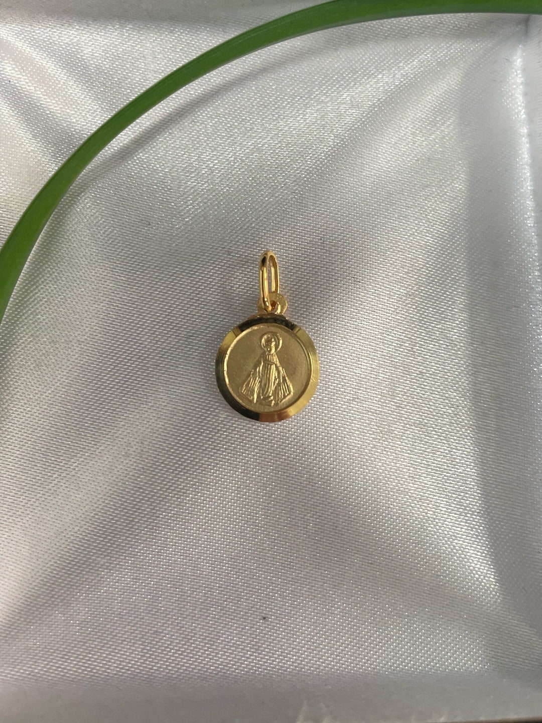 14 Kt Solid Gold Miraculous Medals Pendant /medalla Virgen La ...