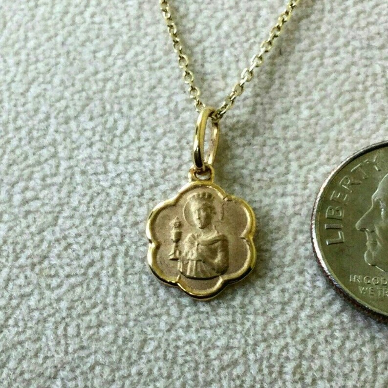 Saint Barbara medal/pendant/14kt gold Saint - Etsy España
