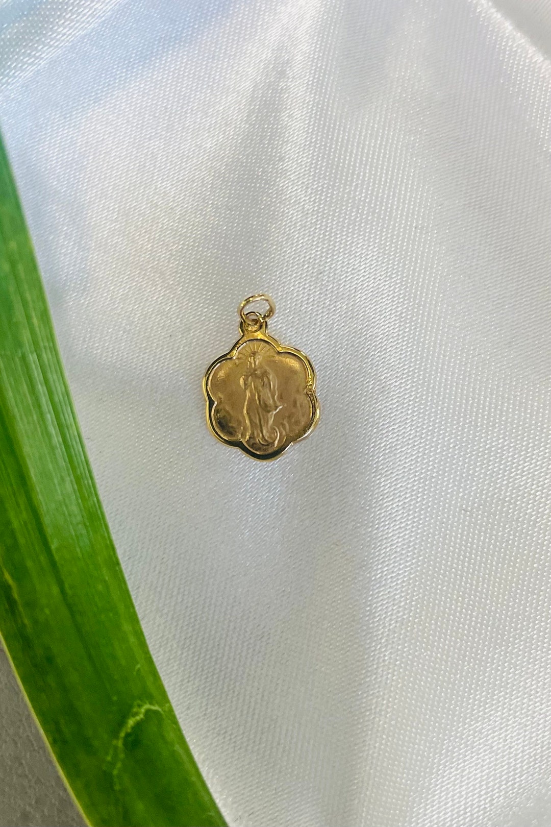 Virgin Mary Medal/14kt Solid Gold Medal/ Charm/autentic Stones ...