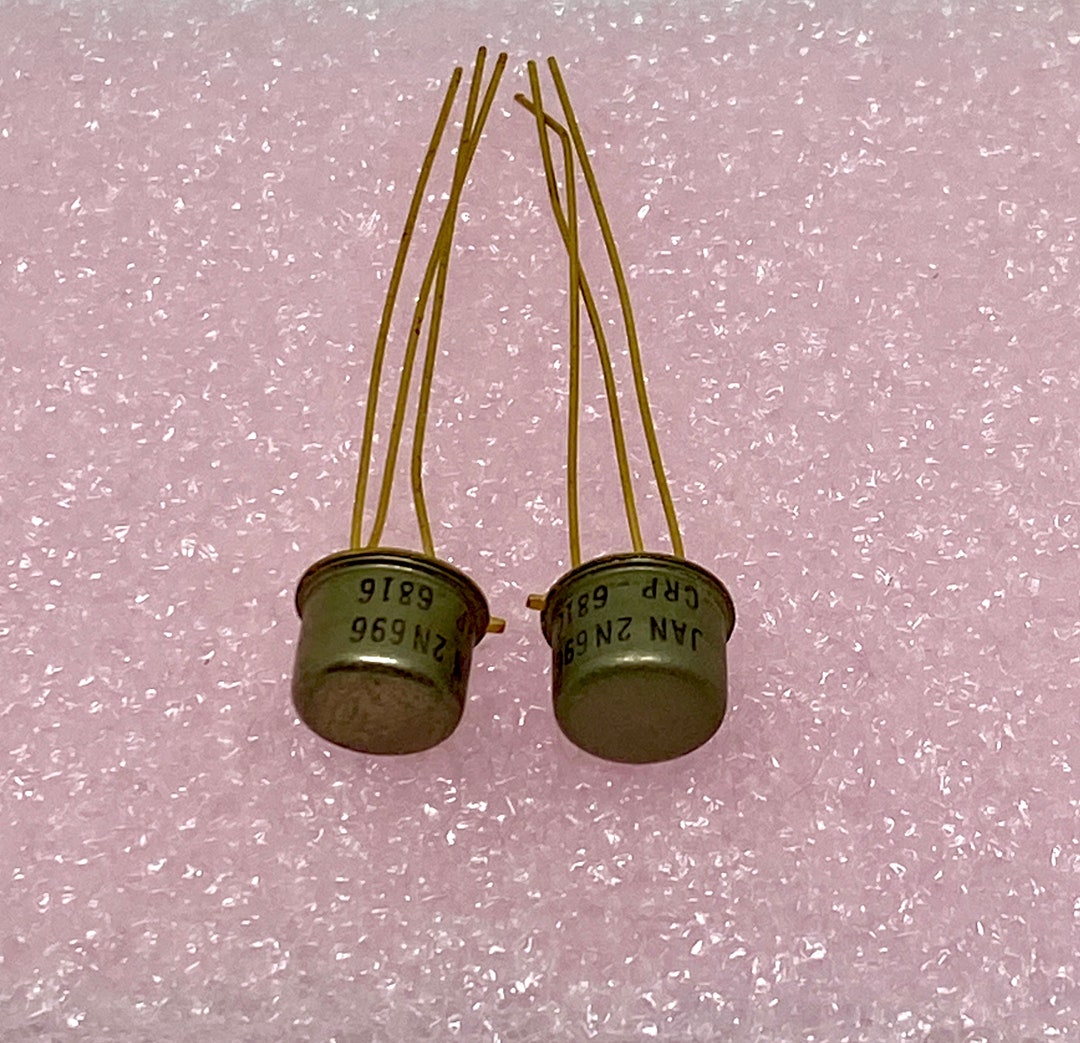 Lot of 2 Raytheon 2N696 Transistors NOS New Old Stock Germanium NPN ...