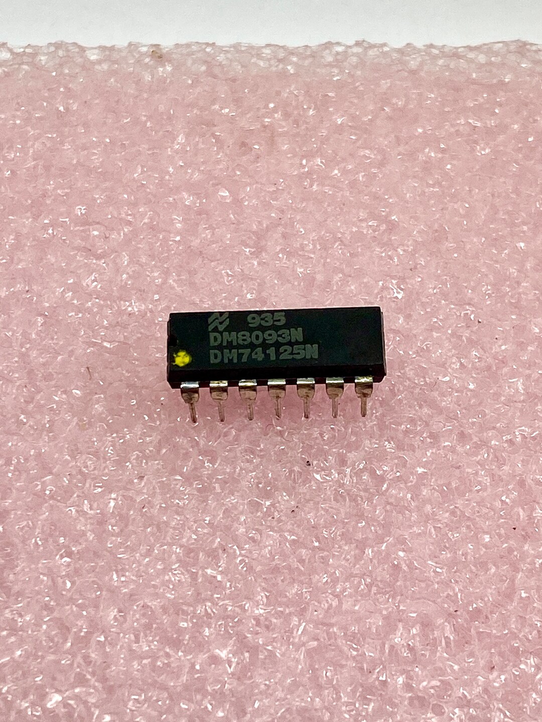 Lot of 10 NSC DM8093N DM74125N Integrated Circuit New Old Stock 14 Pin ...