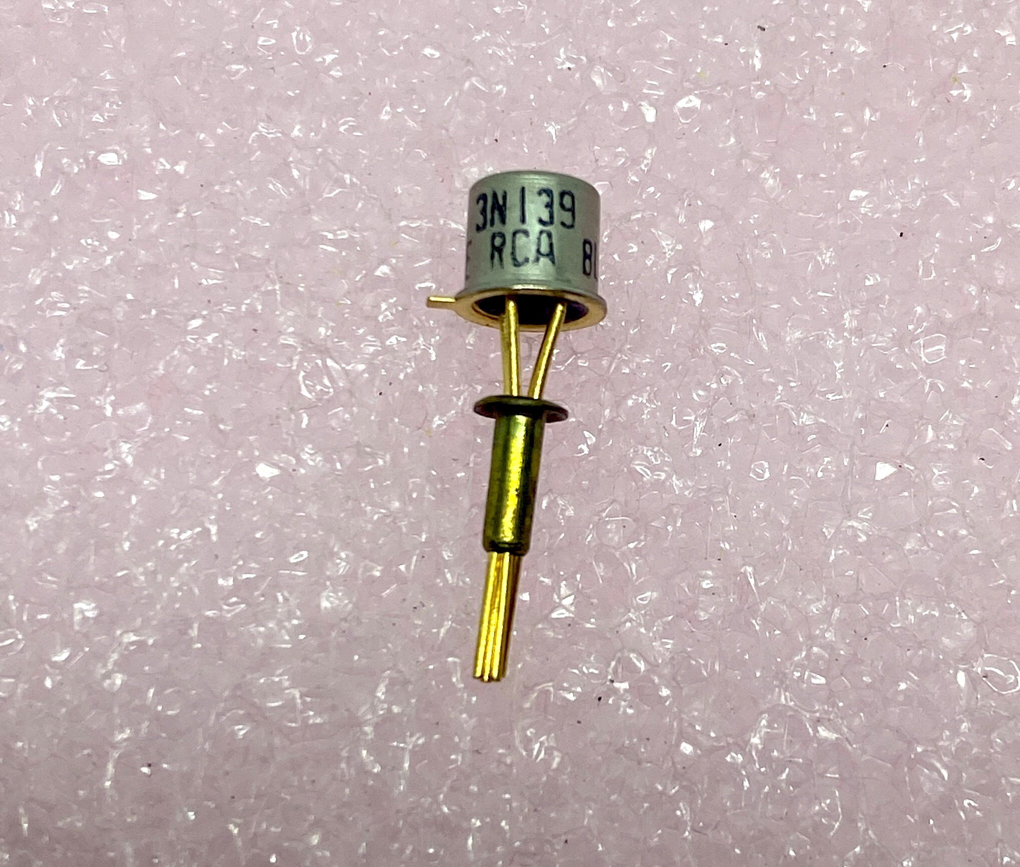 RCA 3N139 MOSFET Transistor Gold Legs 1970 Date Code N-channel - Etsy