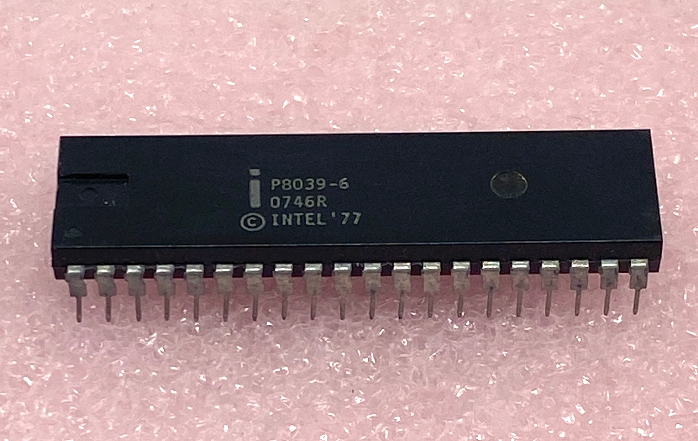 Intel Integrated Circuit Chip