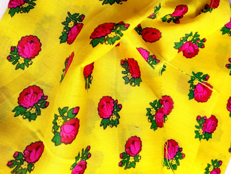 Floral Fabric Roses, Kurdistan Folklore Flower Fabric, Blossom, Floral ...