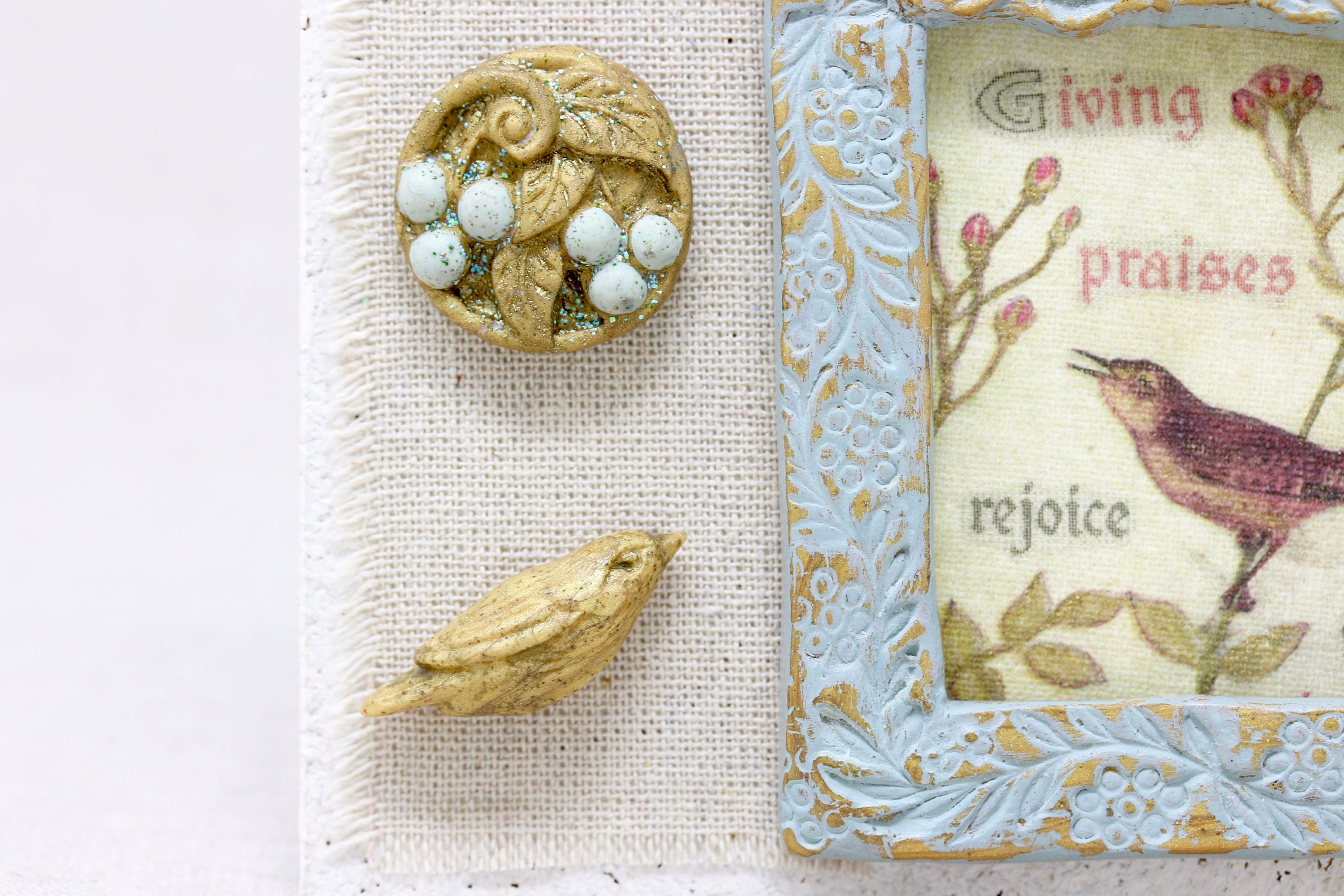 Handmade Mini Bird Frame Vintage Postcard With Bird Pushpins | Etsy