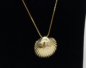 Scallop shell necklace | Etsy