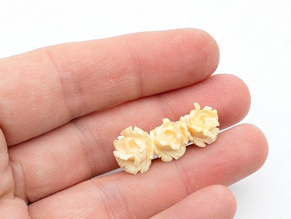 Antiqued Carved Celluloid Rose Flower Brooch - 1.25" - Gem