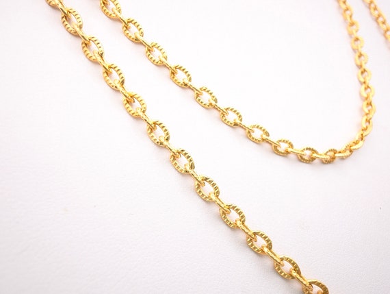 Long Vintage Avon Gold Tone Textured Cable Chain Neck… - Gem