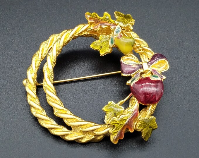 Vintage Gold Rope Wreath Pin With Enameled Leaves, Apple & Bow - Etsy