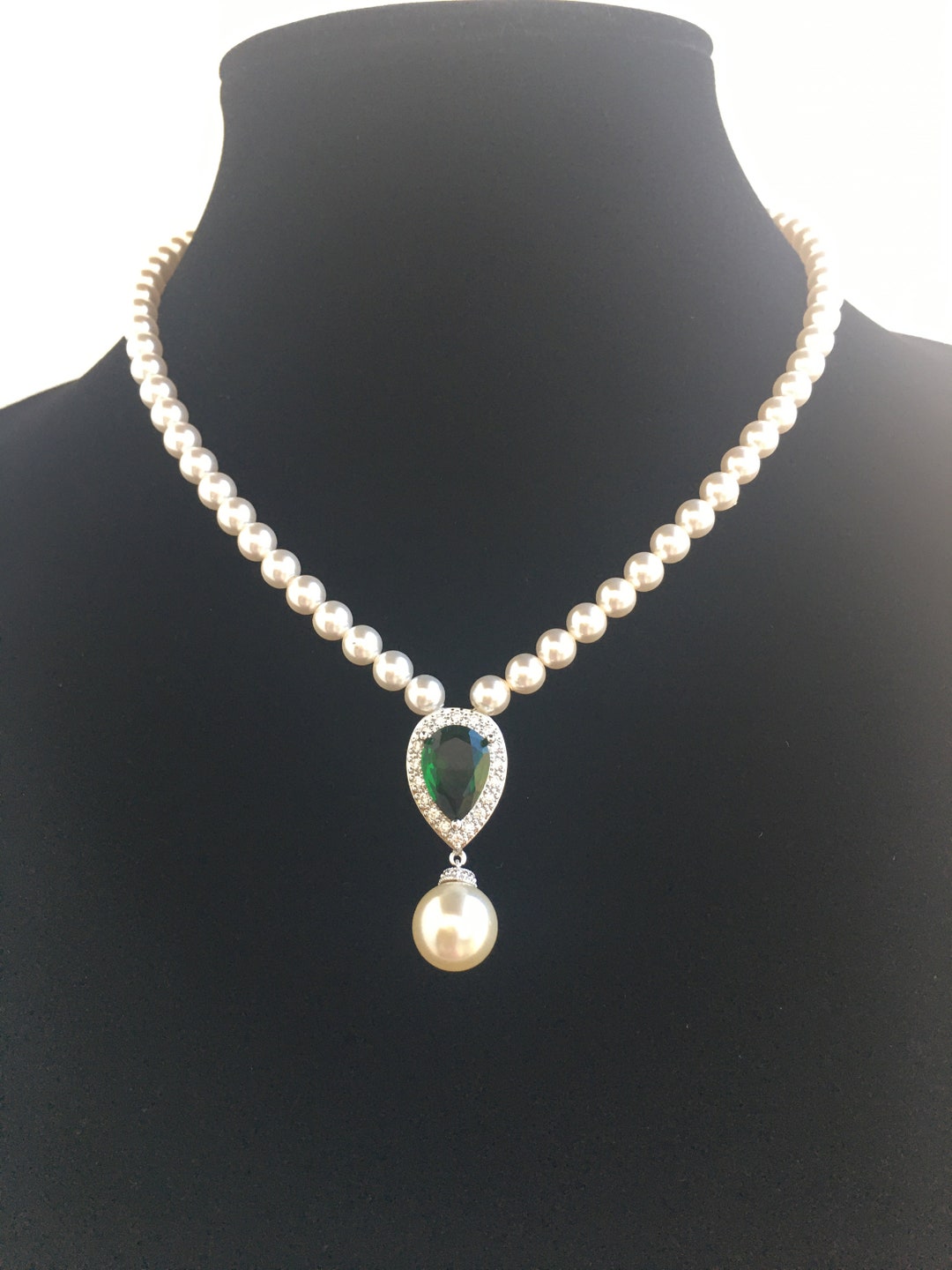 Emerald Green Pearl Necklace Green Cubic Zirconia Bridal Backdrop