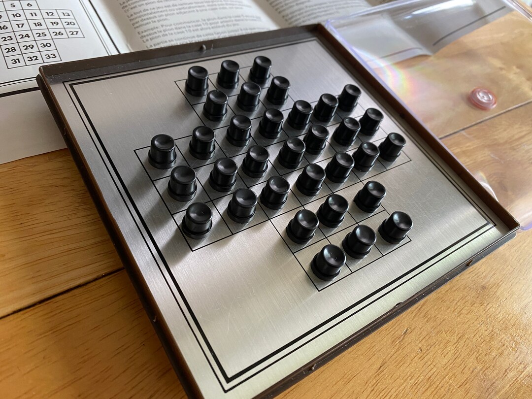 Vintage Solitaire Game - Magnetic Solitaire Game - Matchbox - in ...