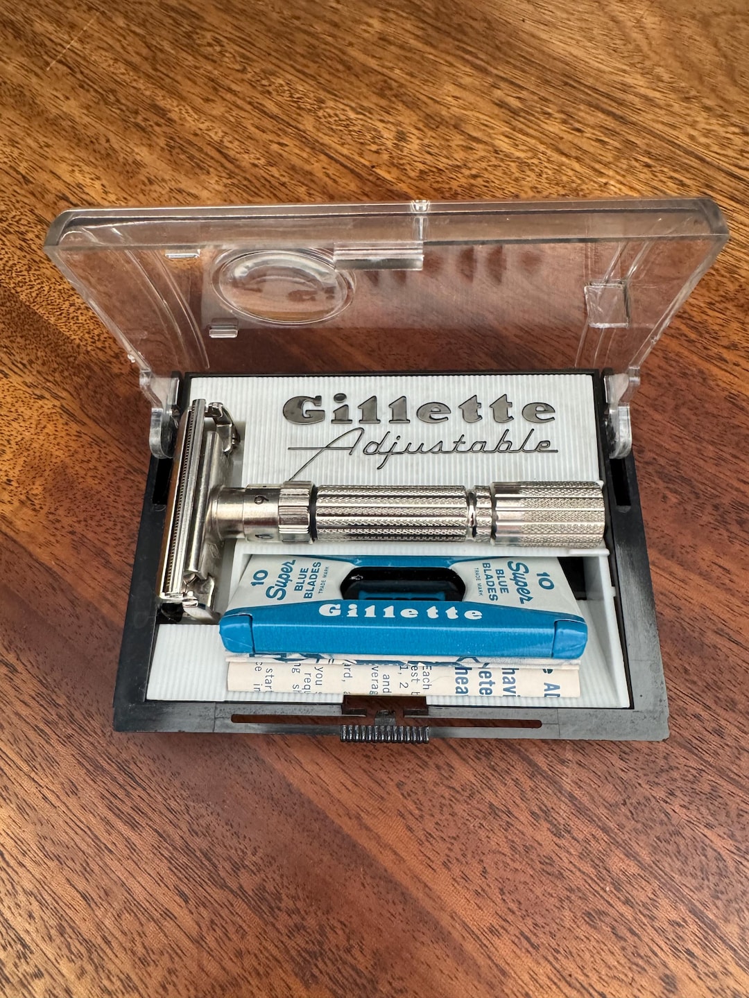 Gillette Adjustable Fatboy G1 Razor With Case, Dispenser and Original ...