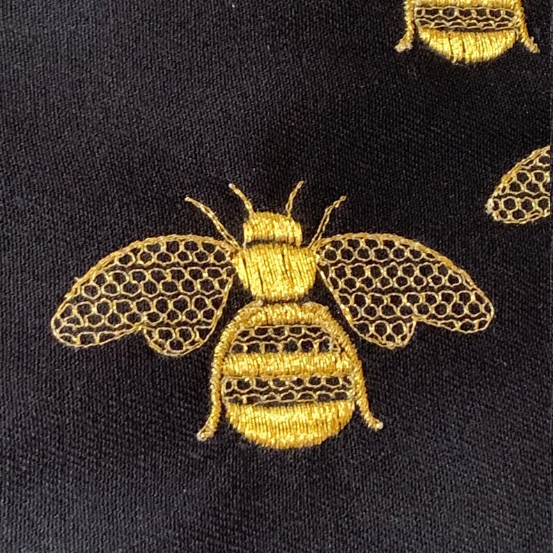 Bee Embroidery Design, Bee Machine Embroidery Design - Digital Download ...