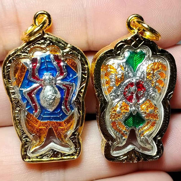 Spider Love Amulet - Etsy