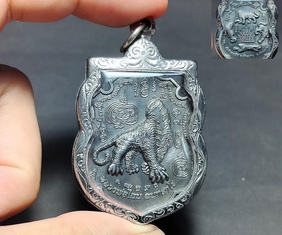 Thai Amulet Pendant, Headless Tiger, Luang Pho Chanae Chanthasaro ...